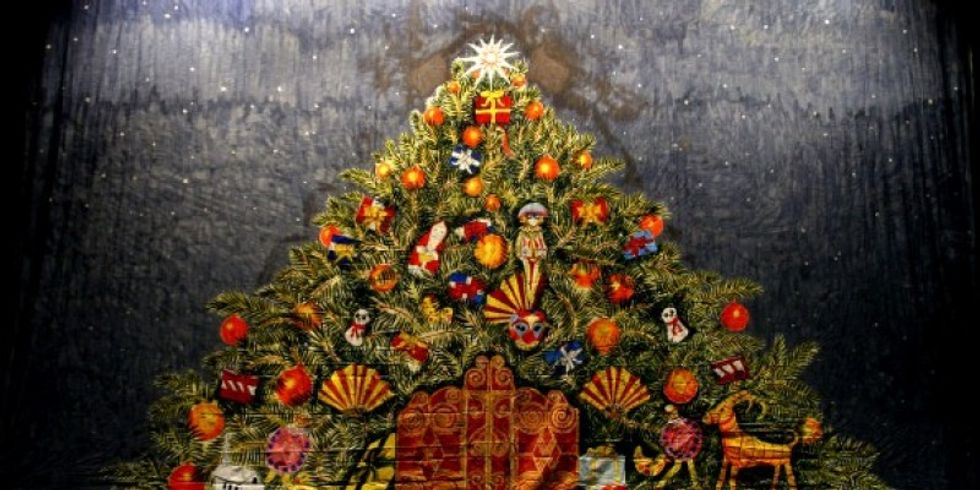 Our 10 Favorite Nutcracker Christmas Trees